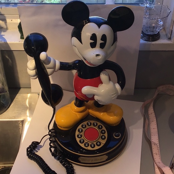 Disney | Cell Phones & Accessories | Vintage Disney Mickey Mouse Flaw ...